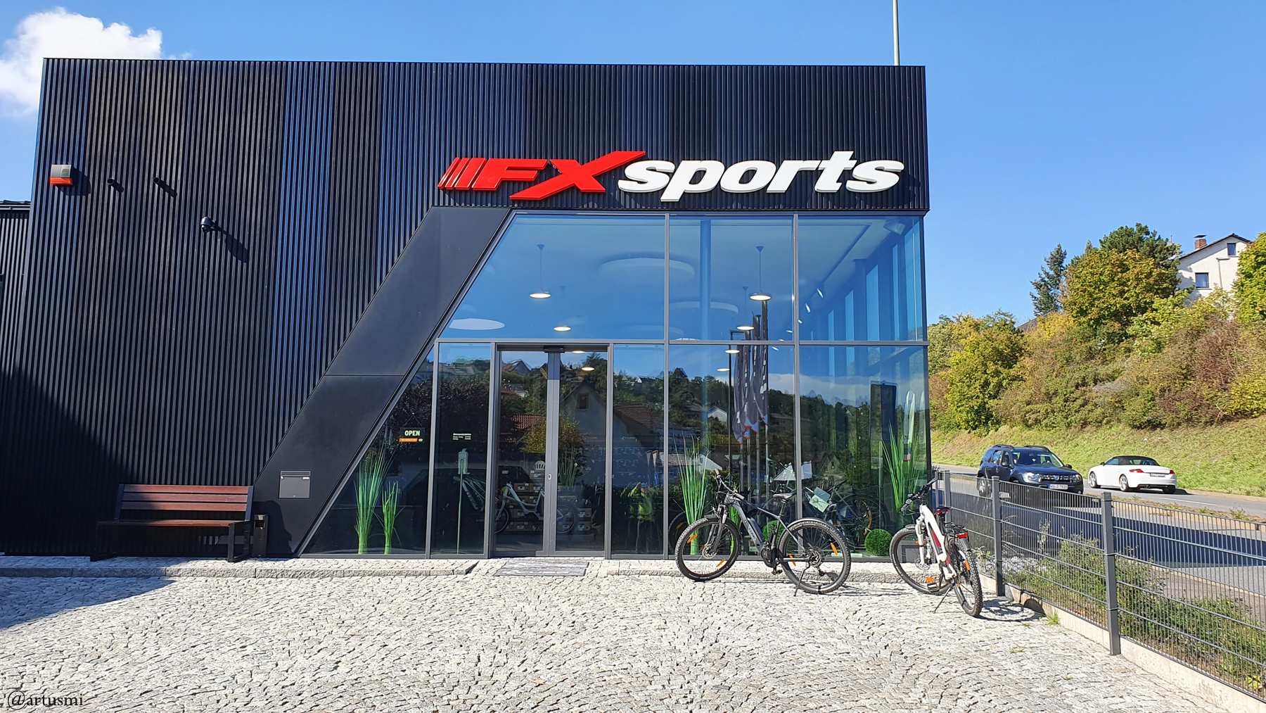 FX sports Cubestore, Friedrich-Ebert-Straße 2, 97204 Höchberg - Arts Fotos